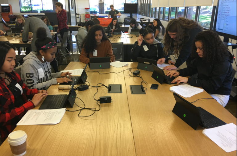 Broadview Thomson MS at Microsoft Coding Workshop | IGNITE Worldwide