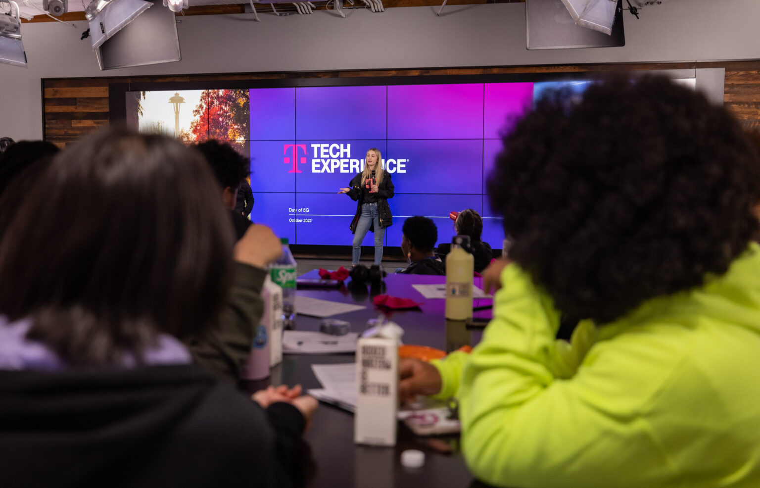 T-Mobile Tech Experience Field Trip with Dimmitt Middle School and Nelsen Middle School | IGNITE ...