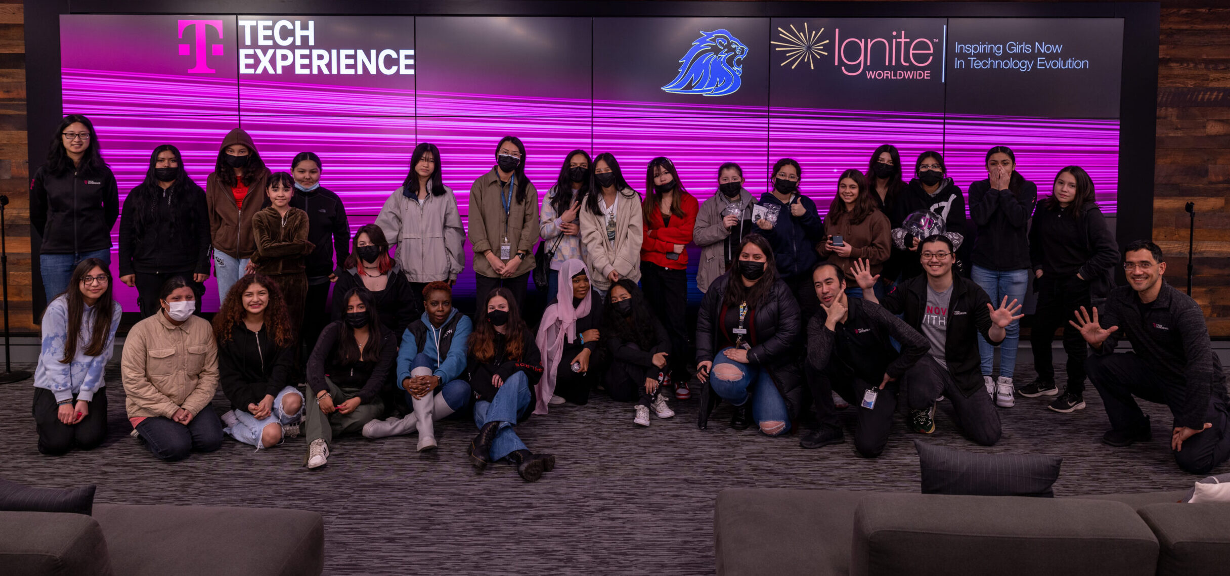 T-Mobile Tech Experience Field Trip with Mill Creek Middle School ...