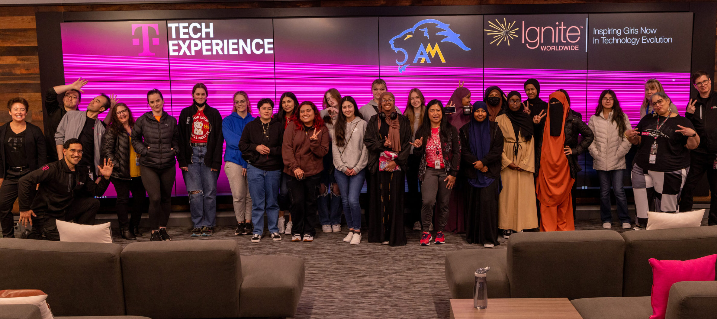 T-Mobile Tech Experience Center Field Trip with Auburn Mountainview High School | IGNITE Worldwide