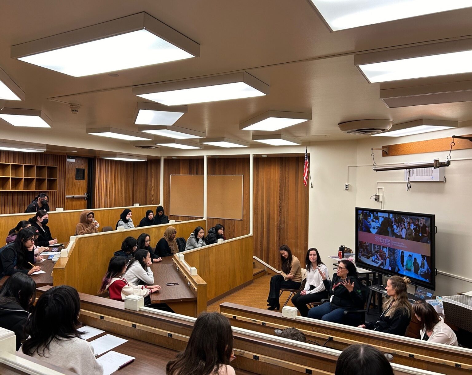 Microsoft User Experience Workshop at Meeker Middle School | IGNITE Worldwide